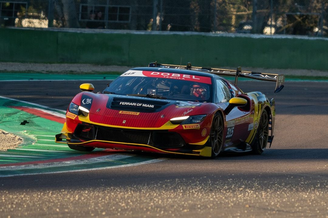 B.R.M CHRONOGRAPHES X FERRARI CHALLENGE CHAMPION DYLAN MEDLER
